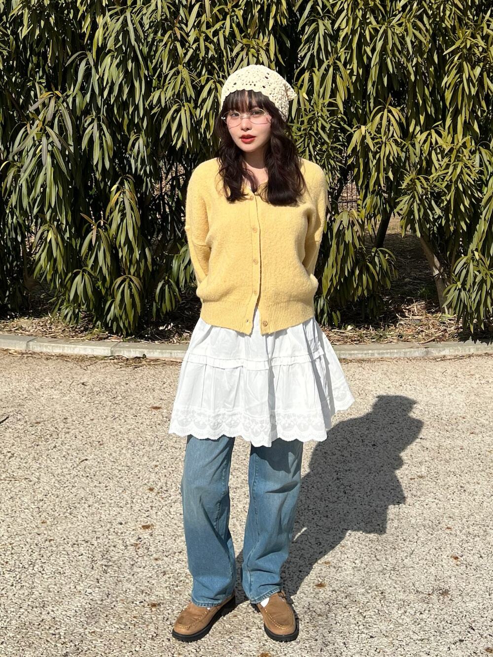 Mix and Match Warna Outfit Musim Panas 2025! Tampil Segar Ala Cewek ...