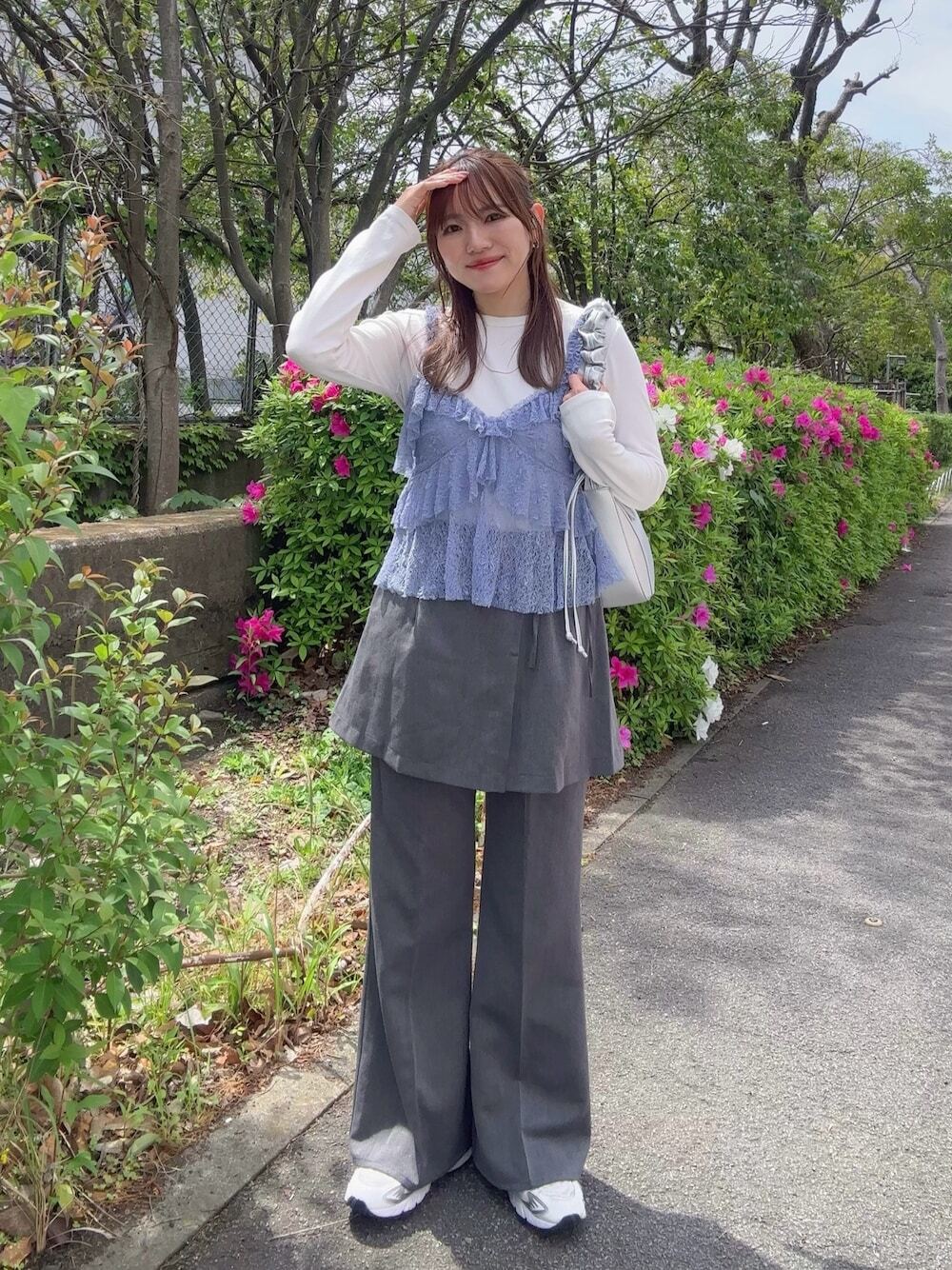 Mix and Match Warna Outfit Musim Panas 2025! Tampil Segar Ala Cewek ...